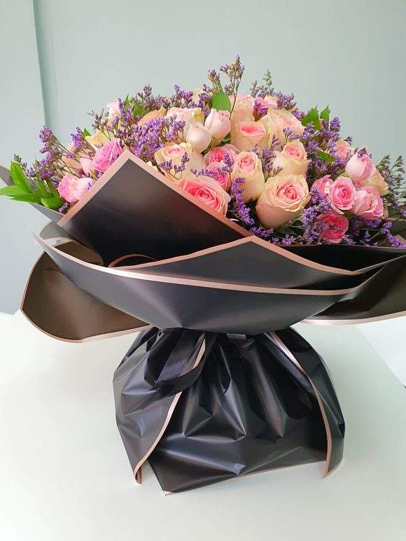 Rose & Baby Roses Mix Bouquet - Flower To Shop Official Site